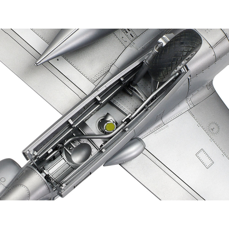 TAMIYA 1/48 LOCKHEED P - 38J LIGHTNING (61123)