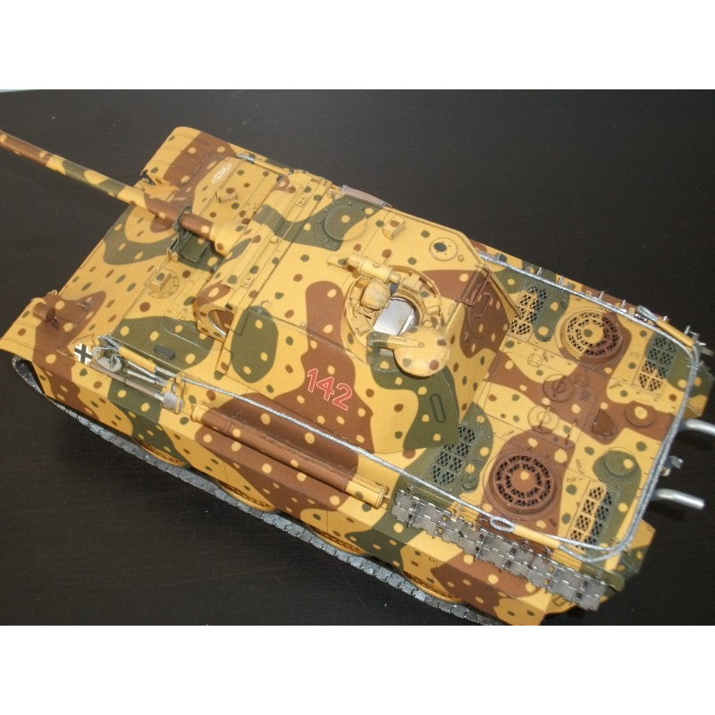 MODELIK CZOŁG PANTHERA AUSF.G (27/10)